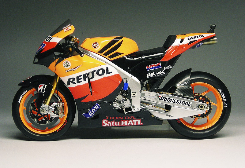 Max Moto Modeling 1/12 2011 Honda RC212V
