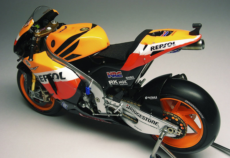 Max Moto Modeling 1/12 2011 Honda RC212V